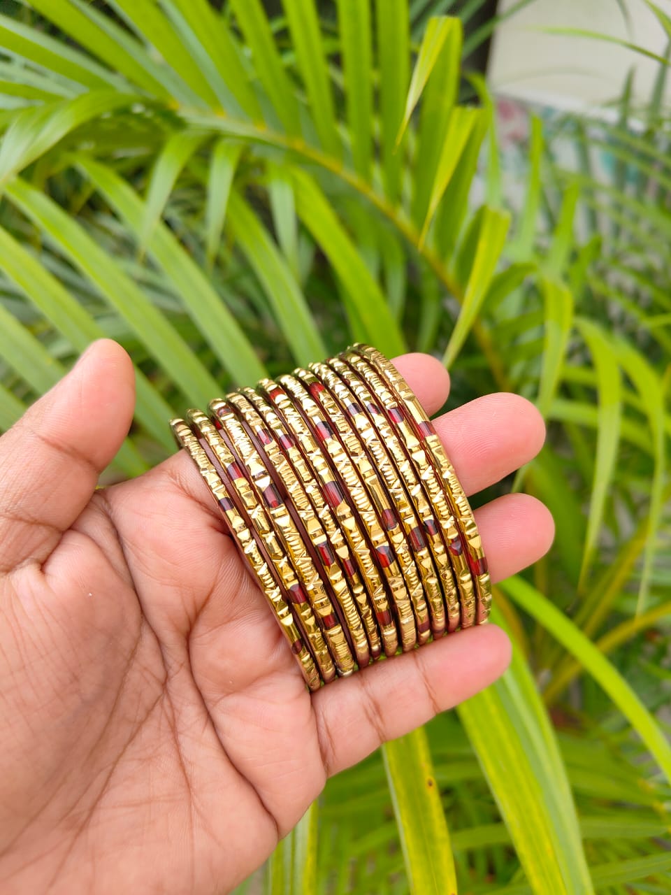 Nattu valayal -Maroon color – Adhithi Bangles